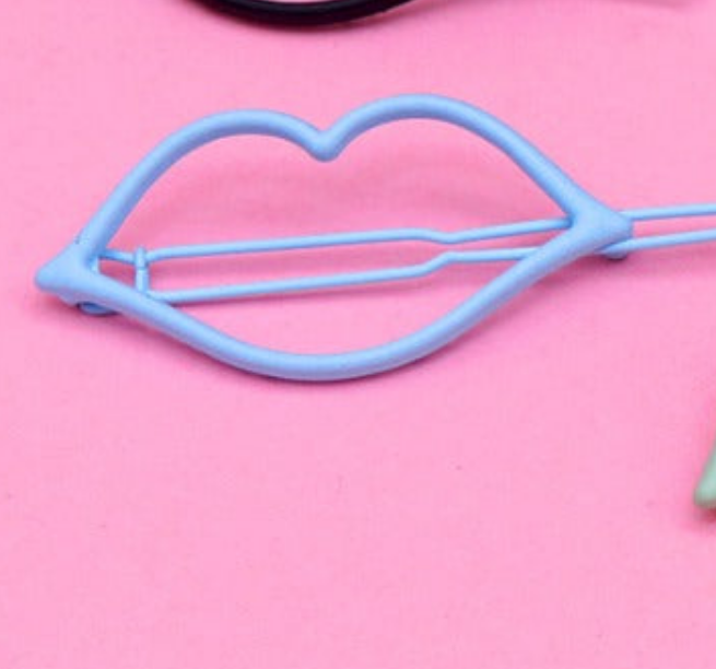 Pastel Lip Hair Clips – pinkpops.pk